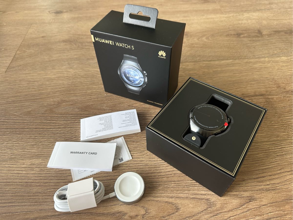 Huawei Watch 5 (TESZT): stílusos óra, amely mindent mér, amit csak el ...