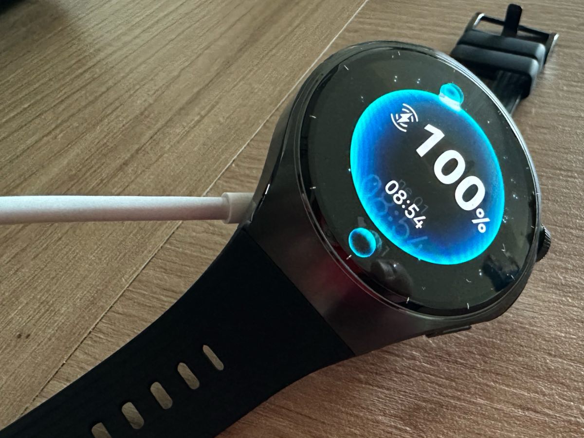 Huawei Watch 5 (TESZT): stílusos óra, amely mindent mér, amit csak el ...